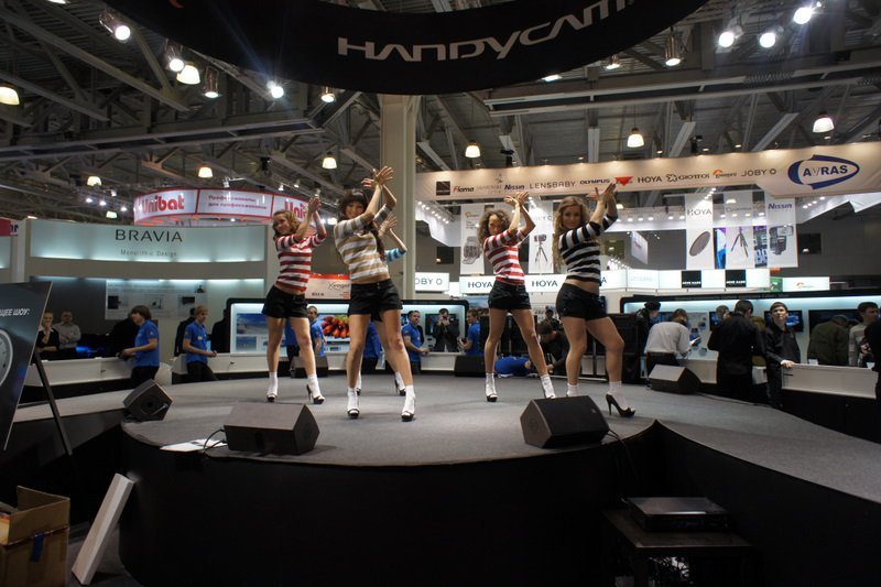 Фотоотчёт с выставок Consumer Electronics & Photo Expo + Premium Hi-Fi ...